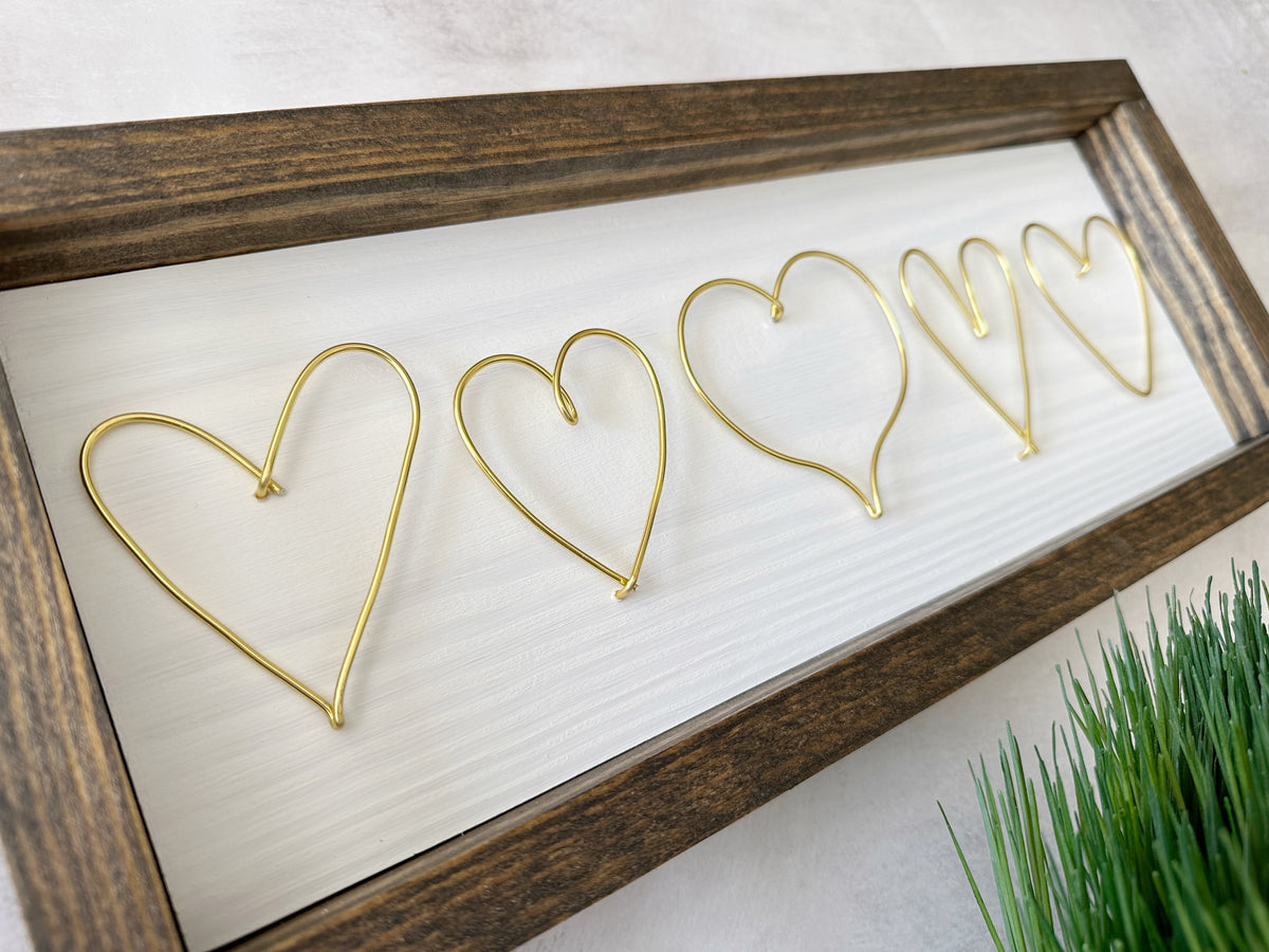 Emini Creations Custom Family Hearts Sign